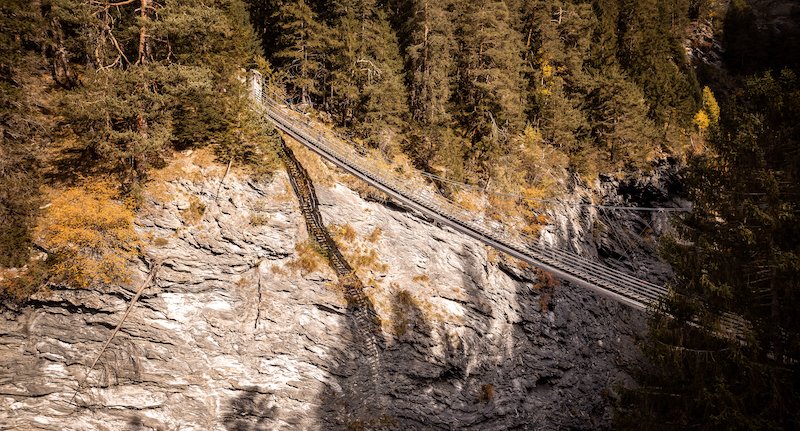 10 spannende hangbruggen | NKBV
